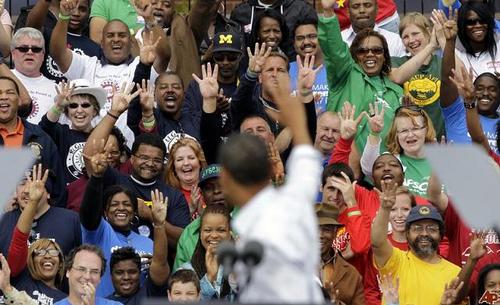 4MORE | 3CHICSPOLITICO